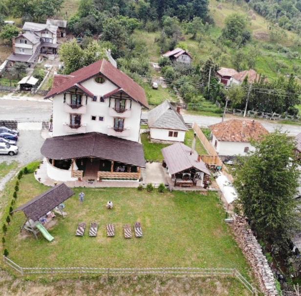Heaven Guesthouse, Corbeni