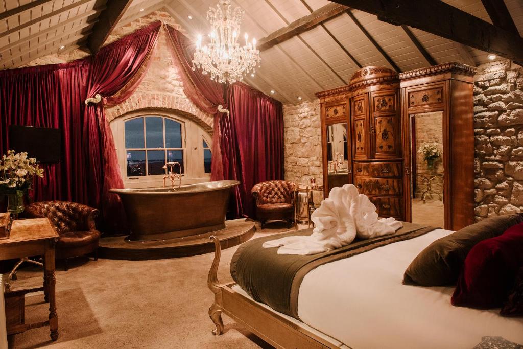 Newton Hall, Chathill (updated prices 2025)