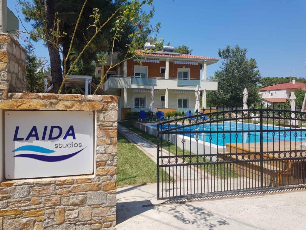 Laida studios, Prinos (updated prices 2026)