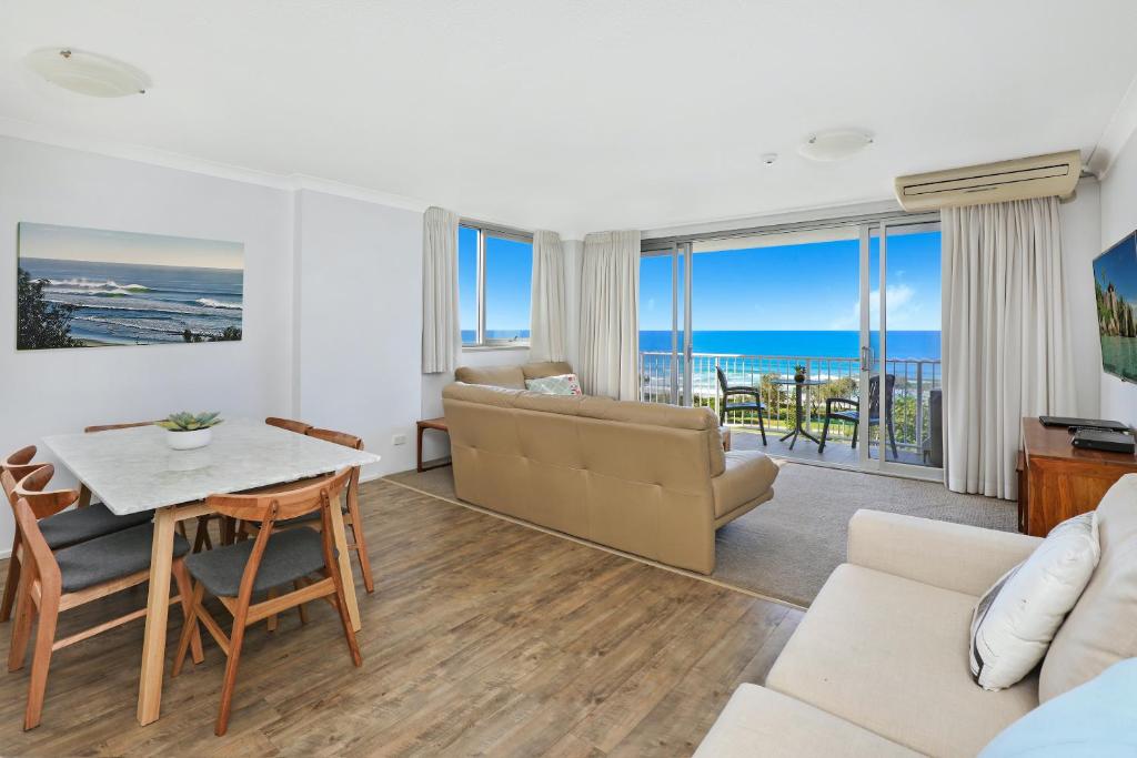 Elouera Tower, Maroochydore (updated prices 2025)