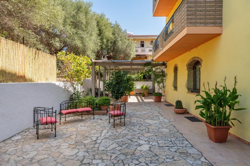 Sa Domu de Dinu, SantʼAnna Arresi (updated prices 2026)