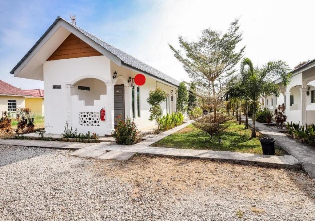 Alpha Motel, Pantai Cenang (updated prices 2026)