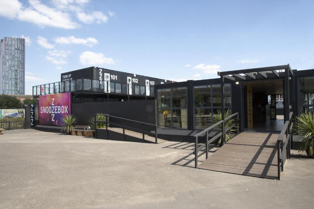 Snoozebox Olympic Park, London (updated prices 2025)