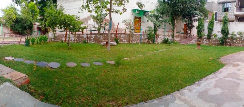 13 Resorts In Agra | Resorts Near Agra