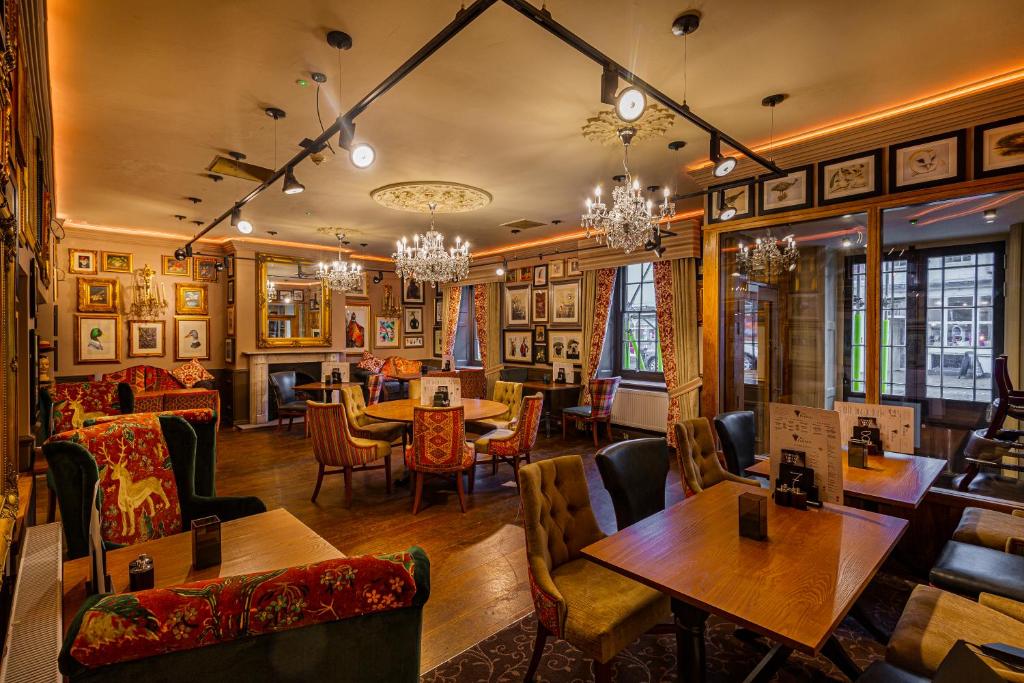 The Feathers Hotel, Ledbury - The Coaching Inn Group, Ledbury (updated ...
