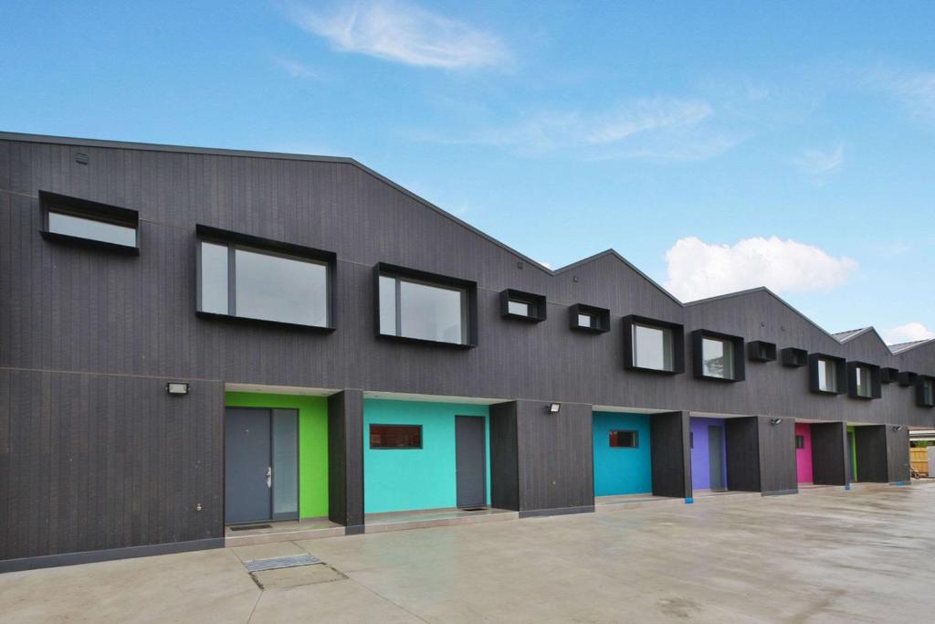 Quality Apartments Dandenong - Gippsland