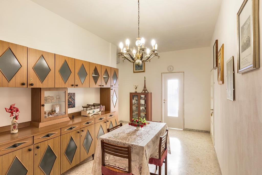 B&b Limited Edition - Bari
