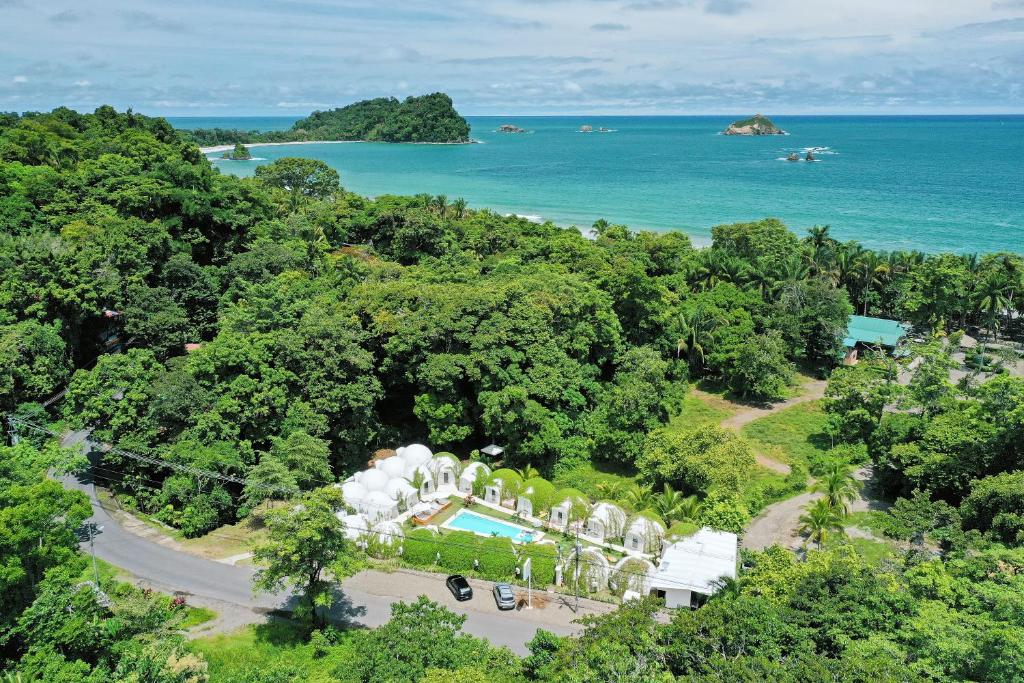 Igloo Beach Lodge, Manuel Antonio (updated prices 2026)