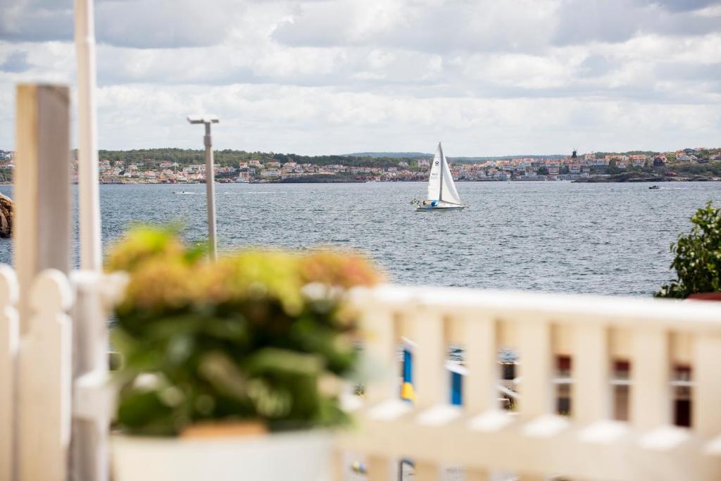 Strandflickornas Annex Gula Villan, Lysekil (updated prices 2025)