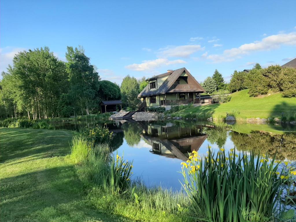 Emajõe puhkemaja, Sarakuste (updated prices 2026)