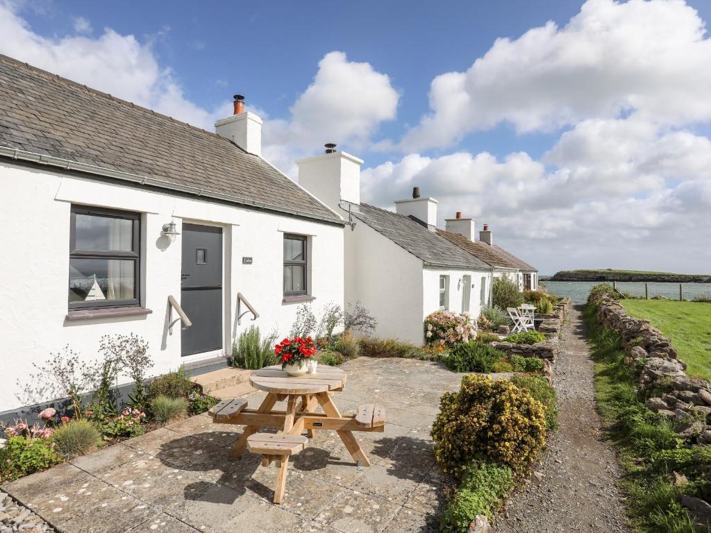 Lanka - Moelfre
