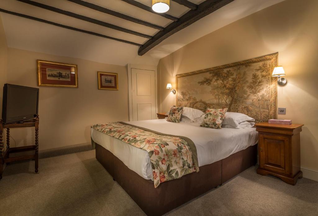 The Talbot Hotel, Oundle , Near Peterborough - part of The Coaching Inn ...