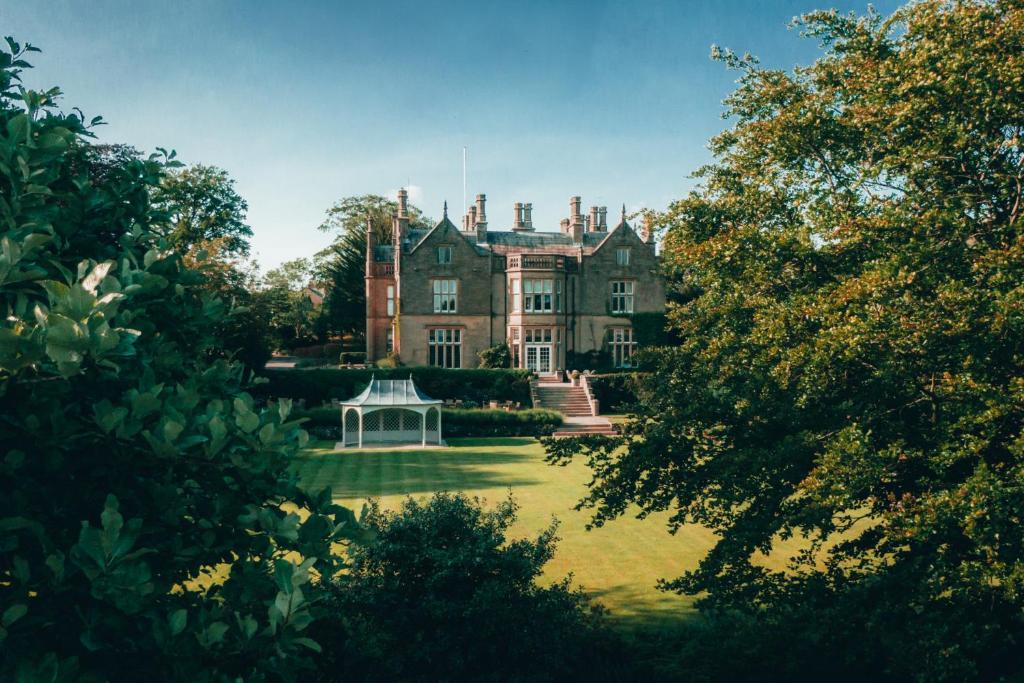 Falcon Manor Hotel, Settle – Updated 2024 Prices