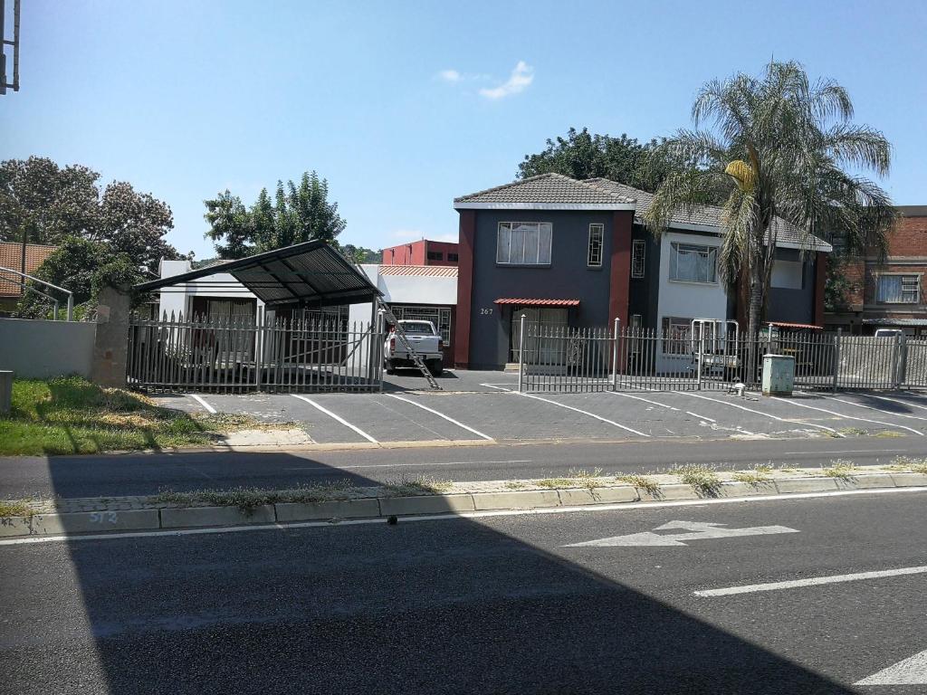 Better Life Guesthouse, Rustenburg (updated prices 2026)