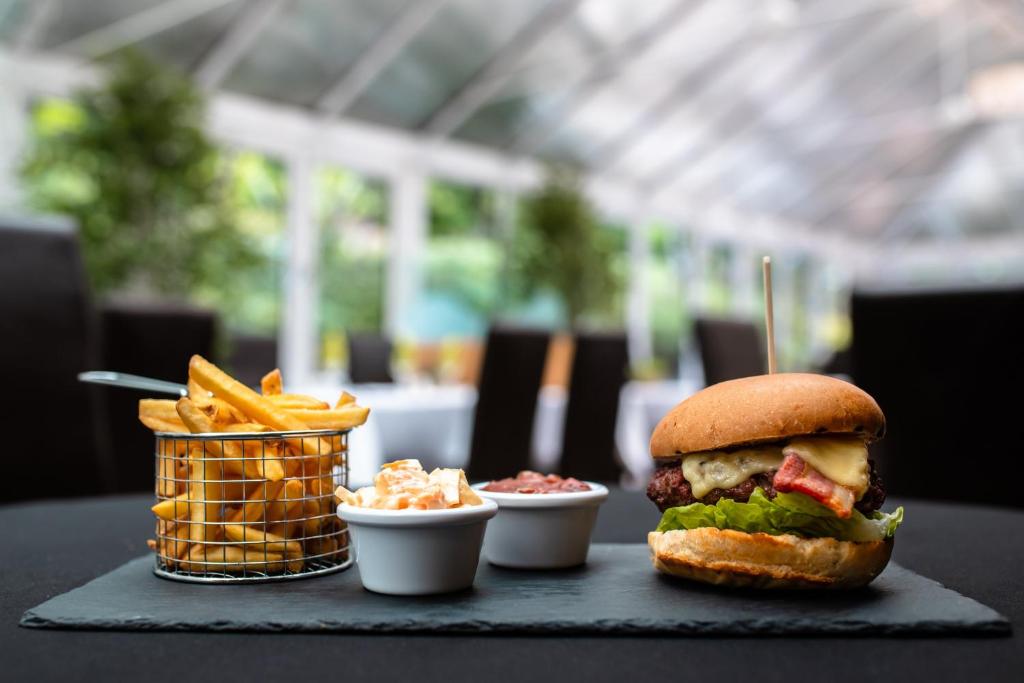 Holiday Inn A55 Chester West by IHG, Northop (updated prices 2025)