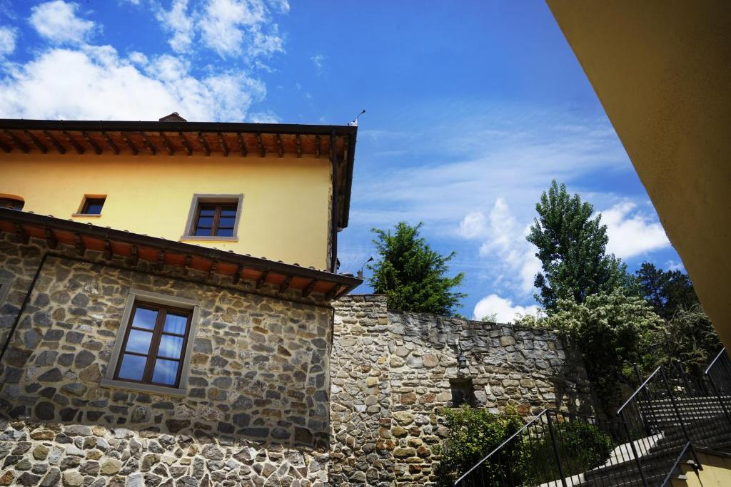 Borgo I Tre Baroni - Spa Suites & Resort, Poppi (updated prices 2025)