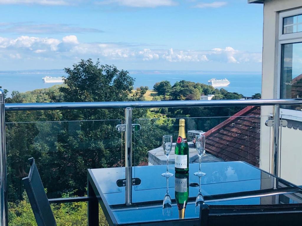 Channel View Apartments in Torquay