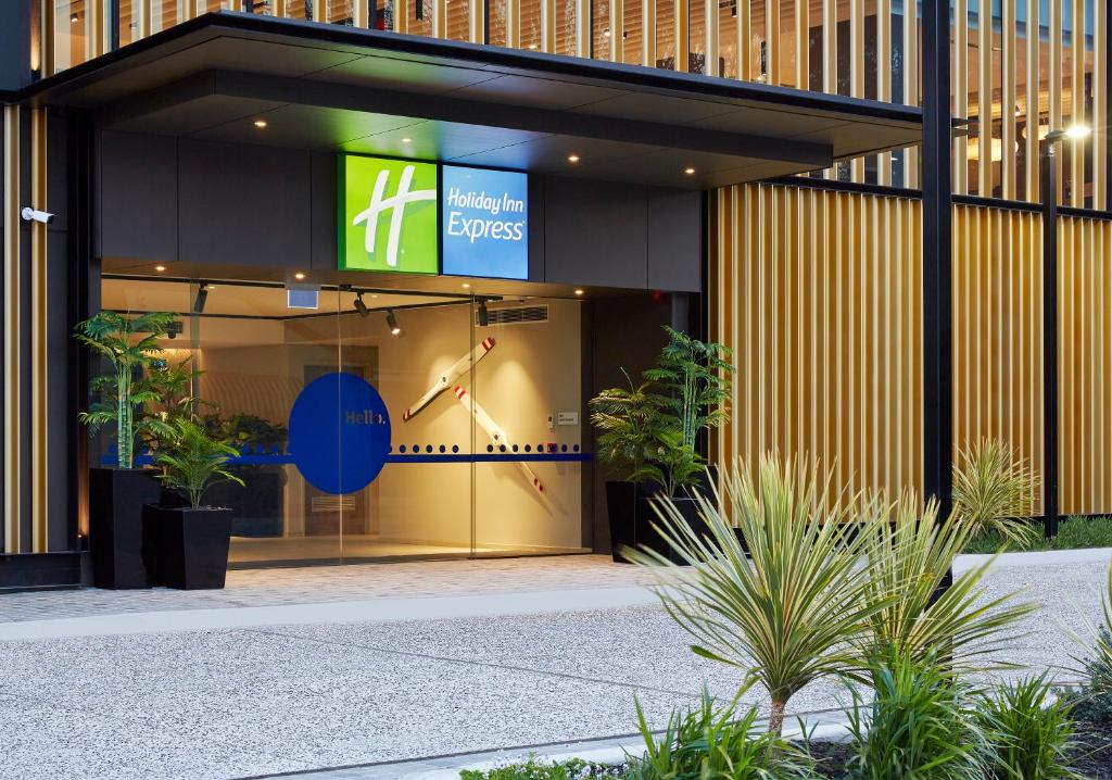 Holiday Inn Express Sydney Airport by IHG, Sydney (updated prices 2025)