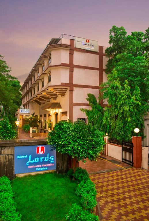 Lords Inn Vadodara, Vadodara (updated prices 2026)