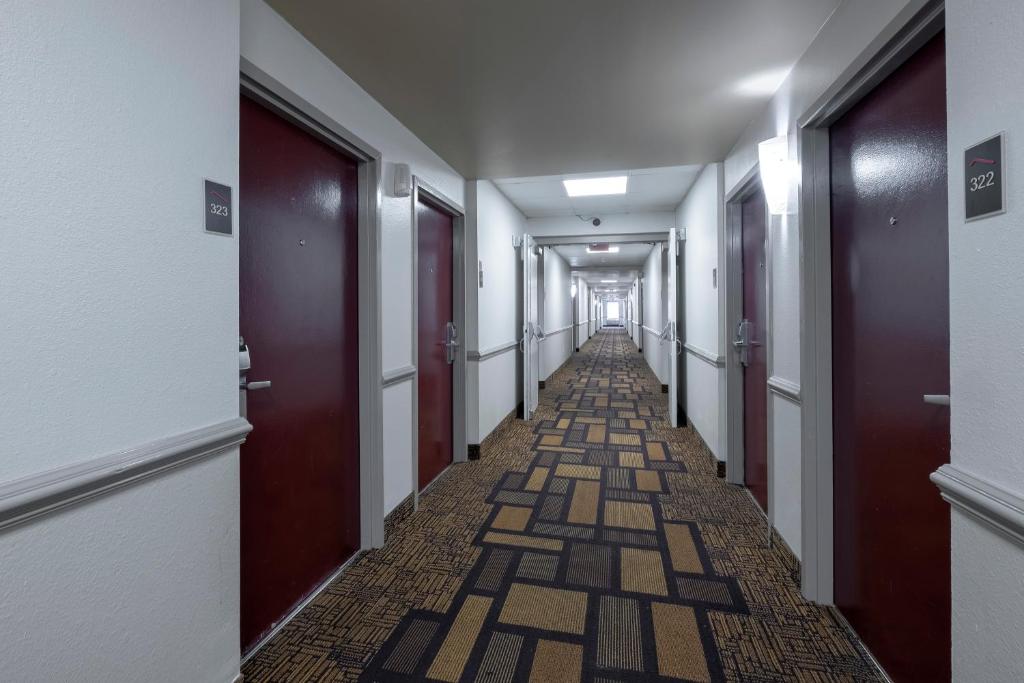 Red Roof Inn Raleigh North-Crabtree Mall-Lenovo Center, Raleigh ...