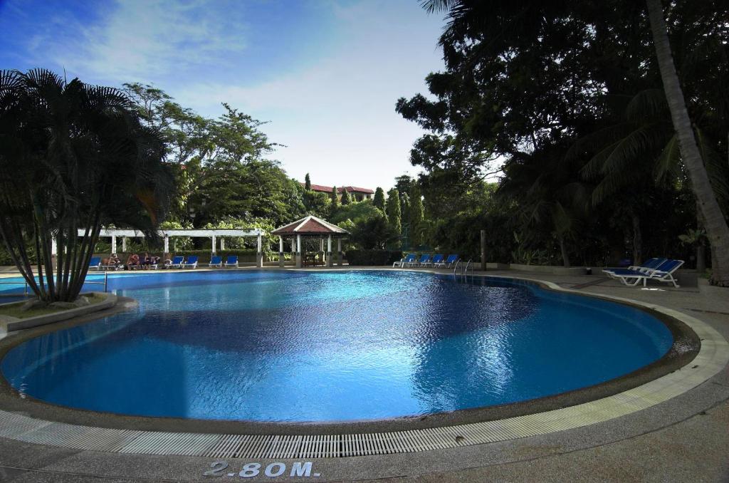 Waterfront Suites Phuket by Centara, Karon Beach (updated prices 2025)