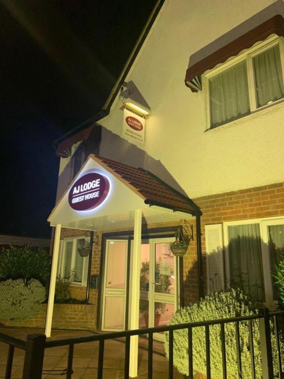 AJ Lodge, Slough (updated prices 2025)