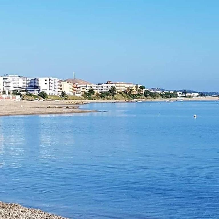 2 bedrooms apartement at Torre Melissa 300 m away from the beach with ...