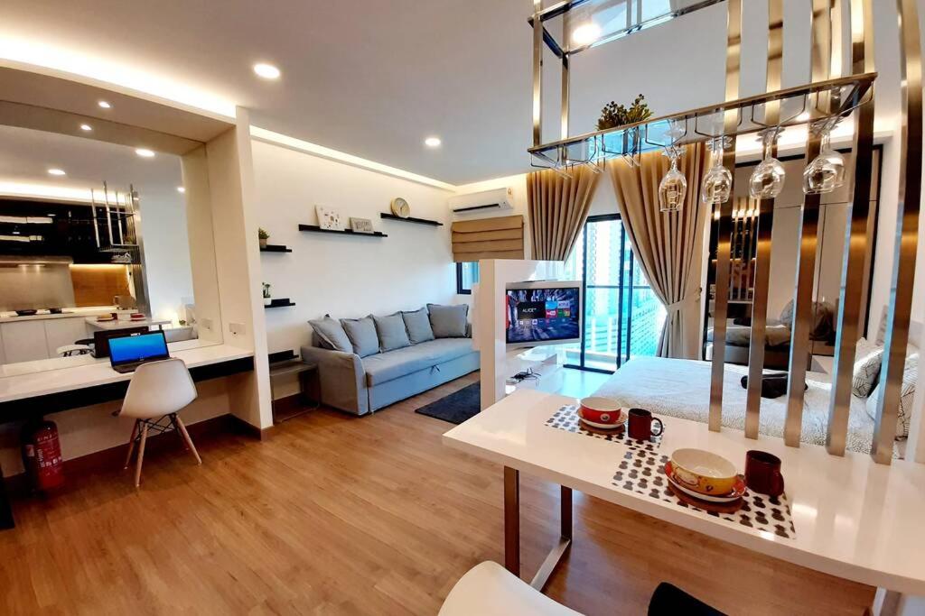 Symphony Tower Studio # 3 ( With Balcony ), Cheras (updated prices 2026)
