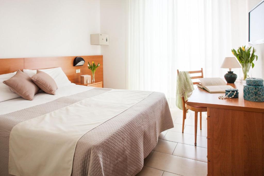 Hotel Europa, Finale Ligure (updated prices 2025)