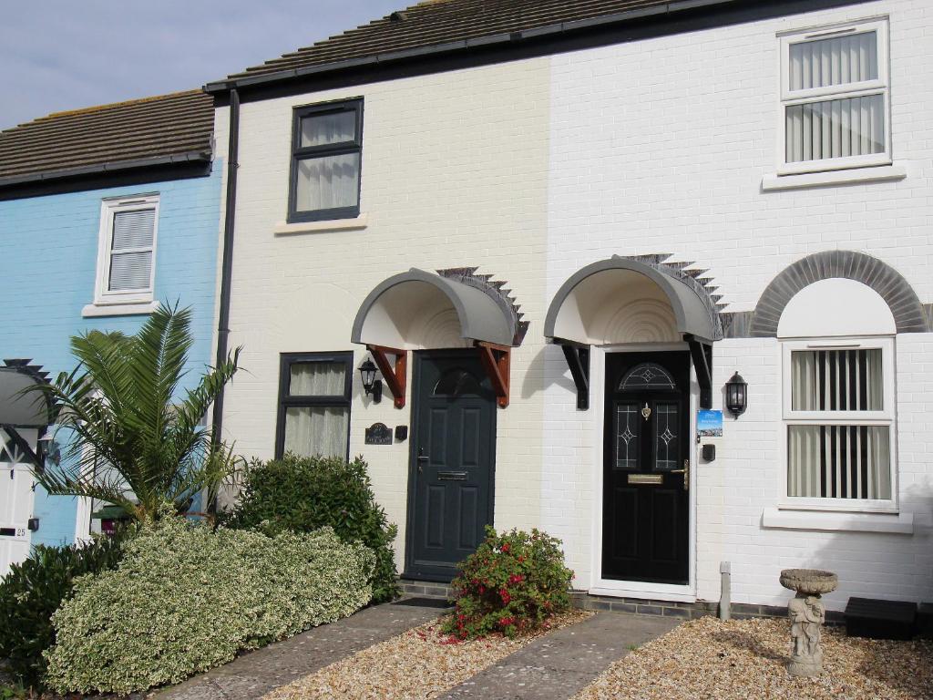 Anvil House, Weymouth (updated prices 2026)