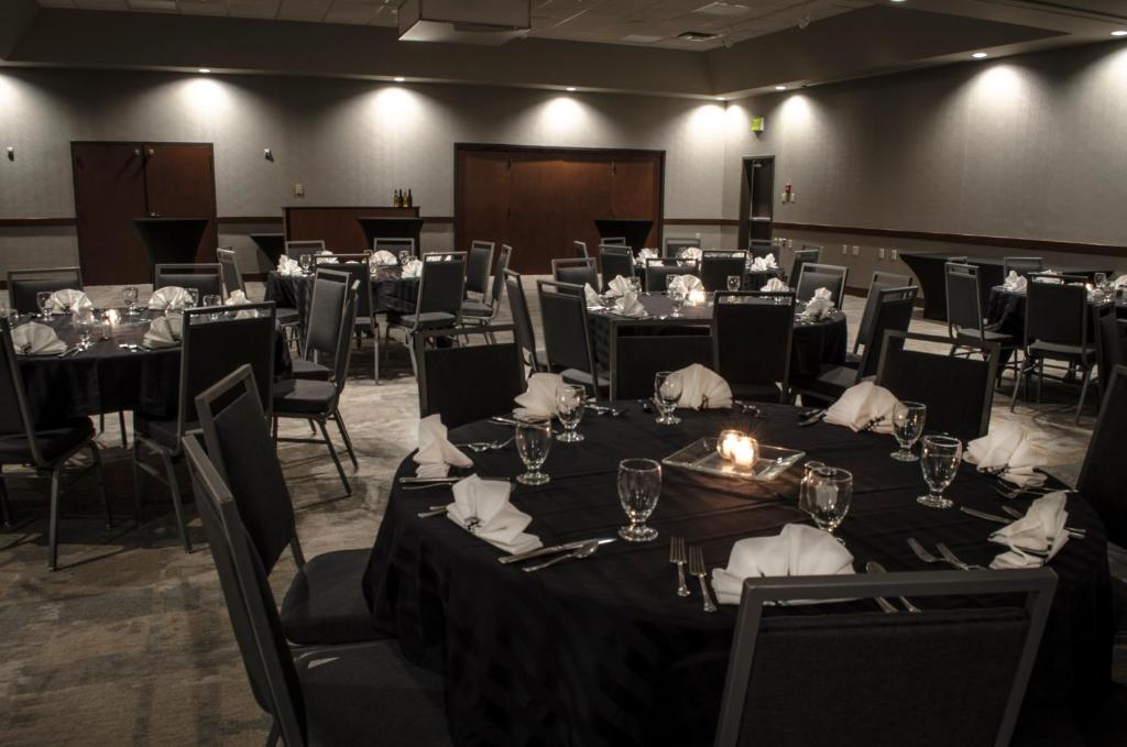 Holiday Inn Fargo by IHG, Fargo (updated prices 2025)