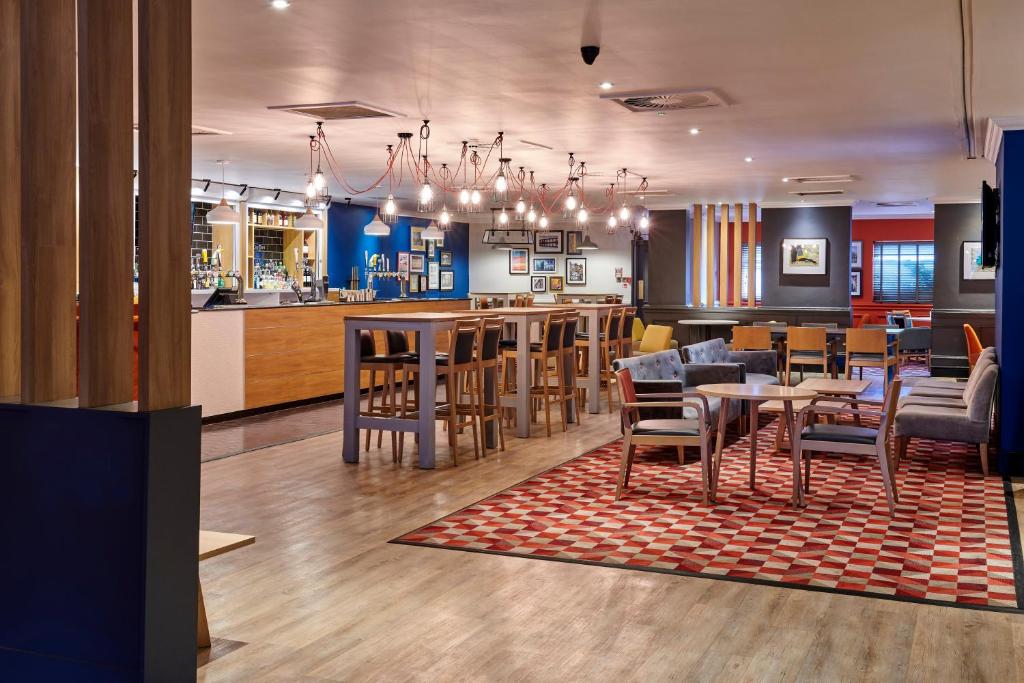 Holiday Inn Leeds Garforth by IHG, Garforth (updated prices 2025)