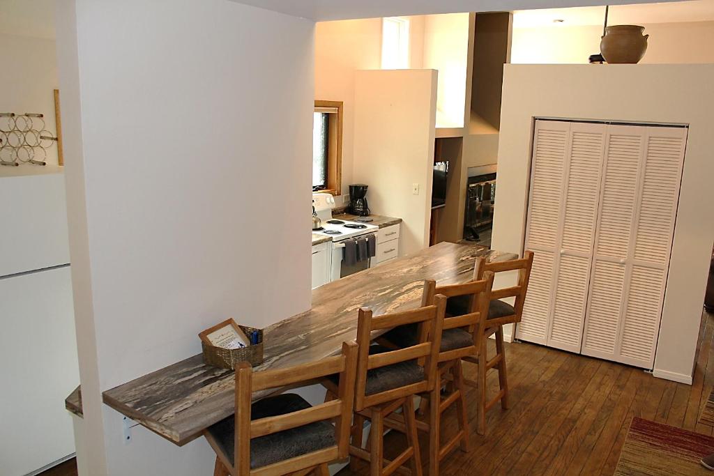 Shadow Mountain Lodge, Aspen (updated prices 2025)