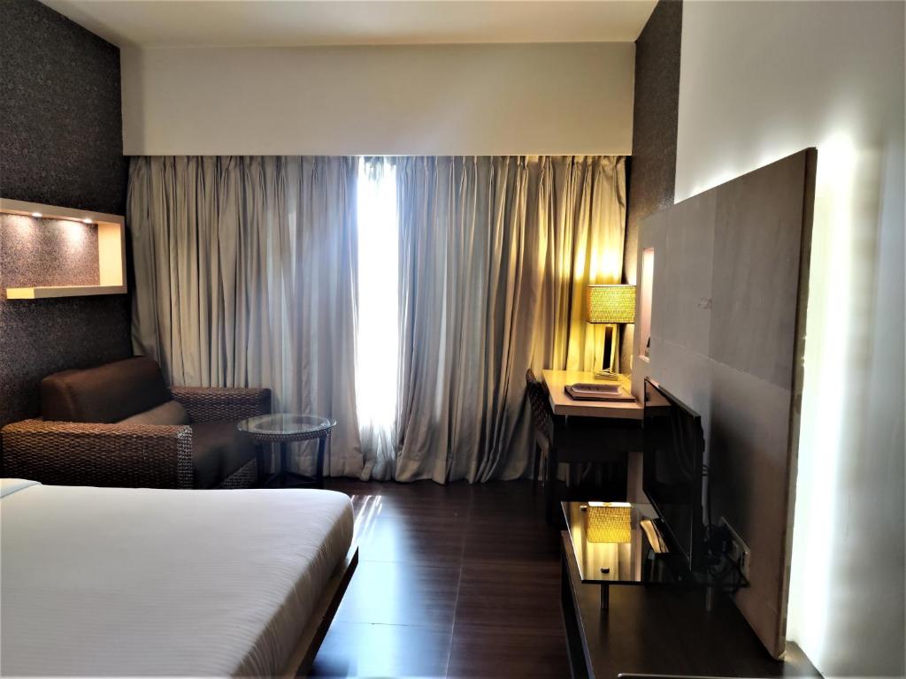 Hotel Satkar Residency, Thane (updated prices 2025)