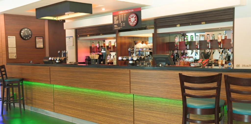 Holiday Inn Express London Heathrow T5 by IHG, Slough (updated prices 2025)