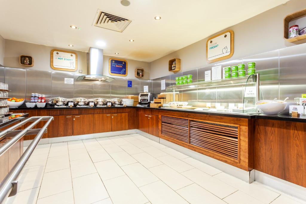 Holiday Inn Express Edinburgh – Royal Mile by IHG, Edinburgh (updated ...