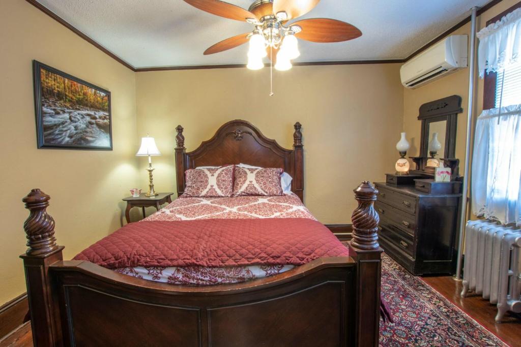 1913 Badin Inn, Badin (updated prices 2025)