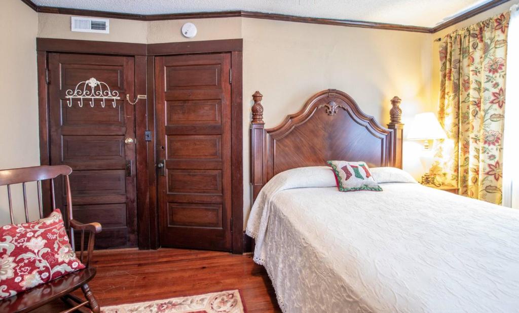 1913 Badin Inn, Badin (updated prices 2025)