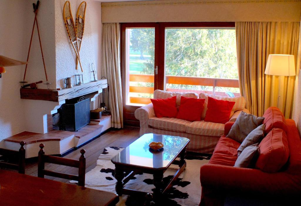 Apartment Charming & Cozy, Val Vert B, Crans-Montana, Switzerland ...