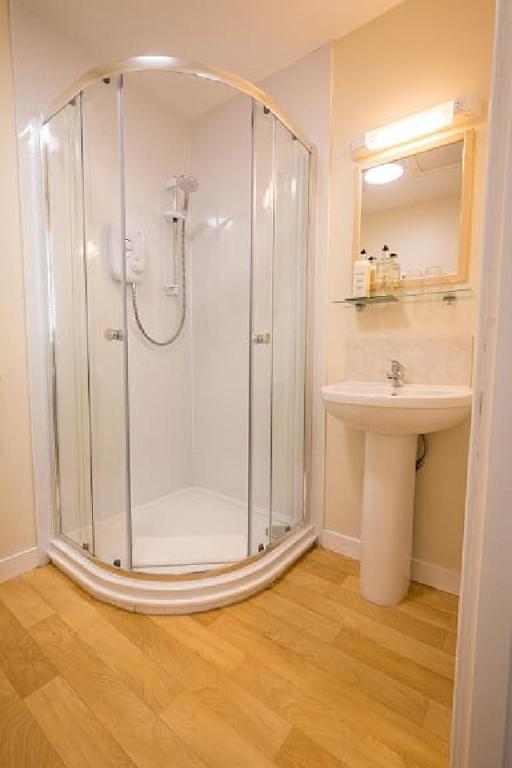 Castletown Hotel, Castletown (updated prices 2025)