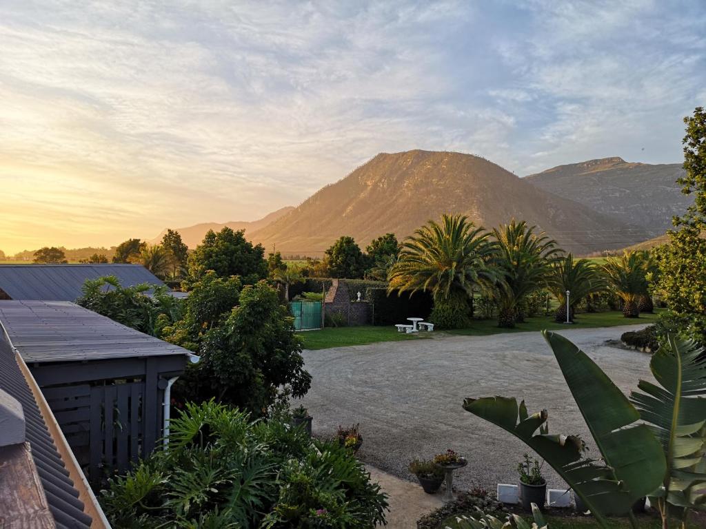 Tsitsikamma Gardens Self-Catering Cottages - Cottage #2, Sanddrif ...