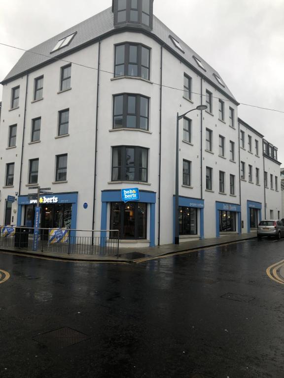 Luxury apartment in the heart of Portrush Main St, Portrush (updated ...