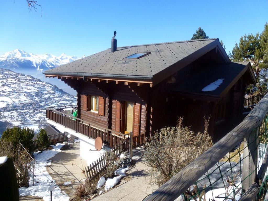 Eanta SUNNY & MOUNTAIN chalet 10 pers by Alpvision Résidences ...