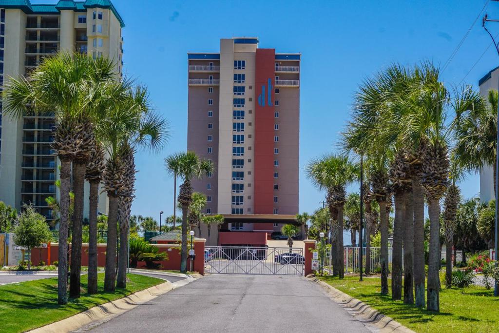 Destin Towers Available Aug 30th to Sept 6th Sept 20th to Sept 27th ...