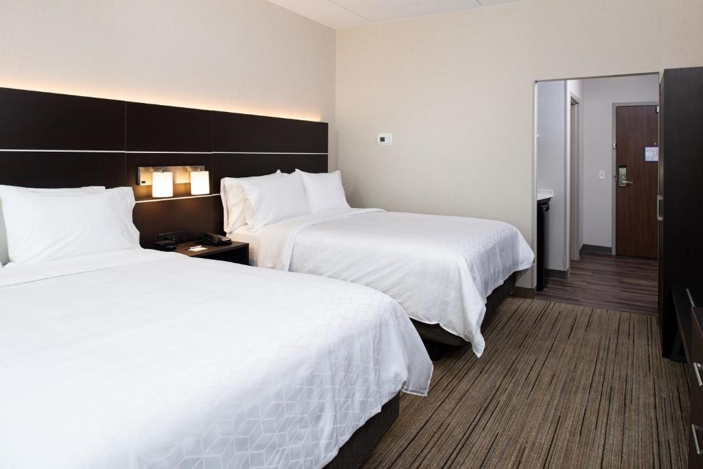 Holiday Inn Express & Suites - Romeoville - Joliet North by IHG ...