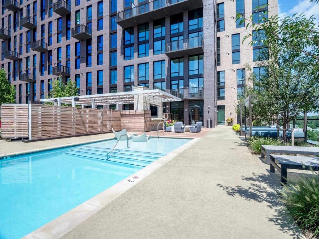 Bluebird Suites at Reston Town Center, Reston (updated prices 2025)