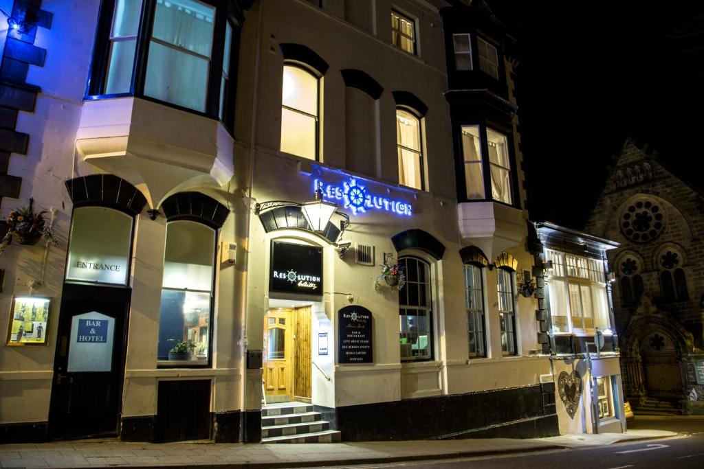 The Resolution Hotel, Whitby (updated prices 2025)