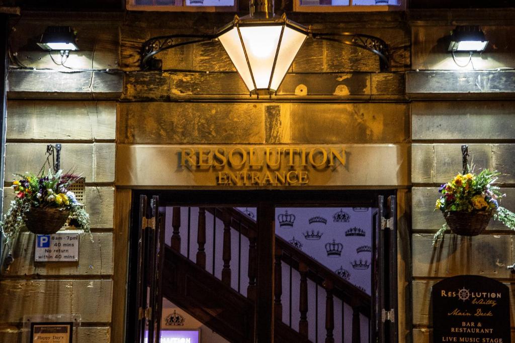 The Resolution Hotel, Whitby (updated prices 2025)