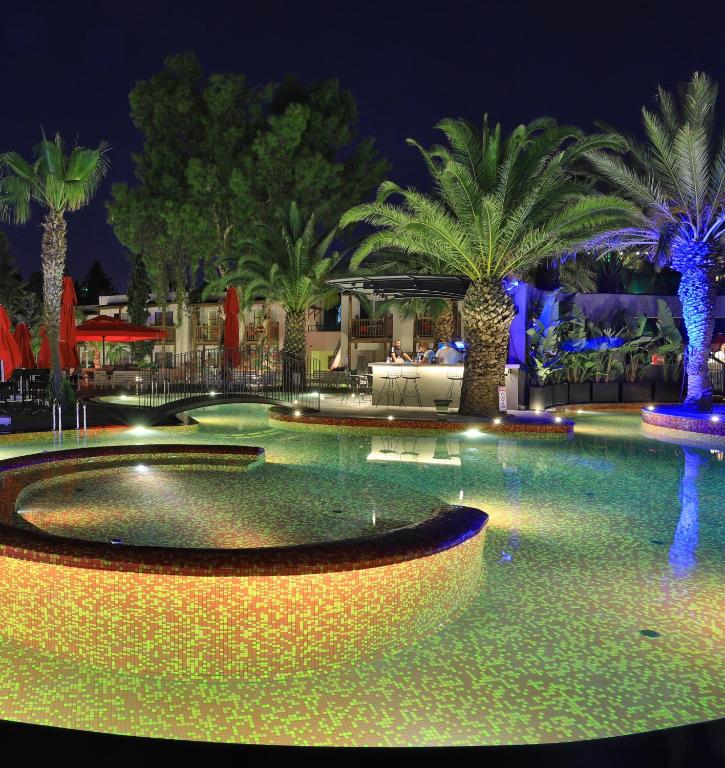 Very Chic Bodrum Adult Only, Gümbet (updated prices 2025)