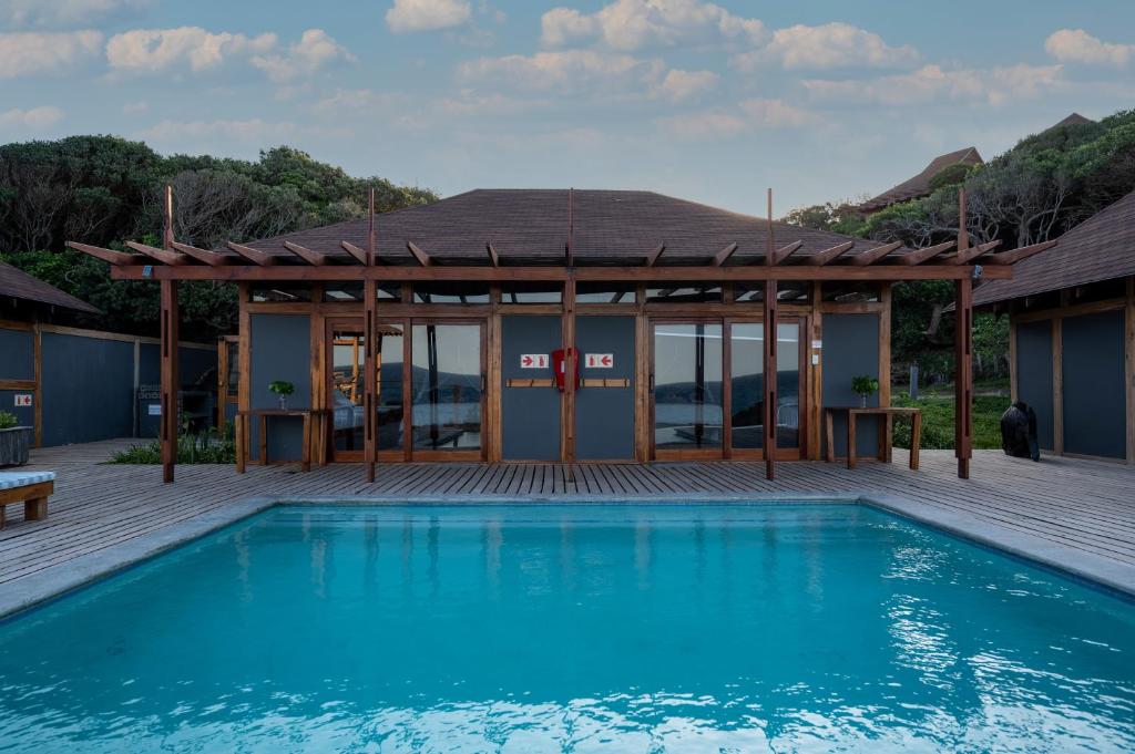 Aloha 18, Ponta Mamoli (updated prices 2024)